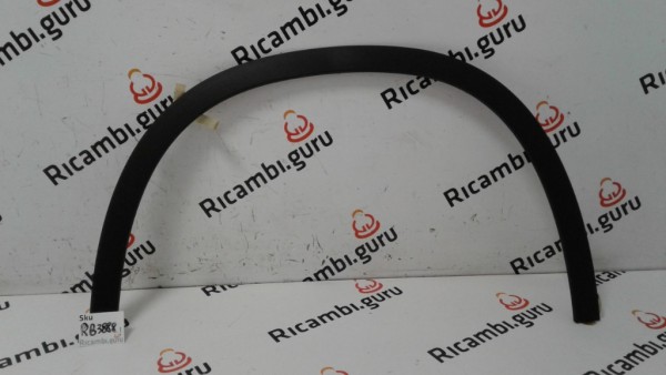 Modanatura Esterna Anteriore Sinistra Mercedes Gla