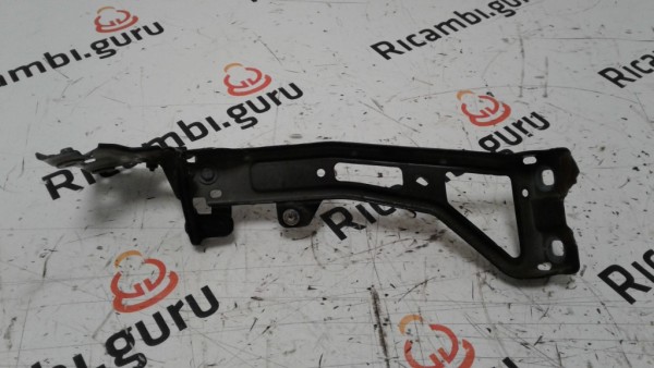Supporto Parafango Anteriore Sinistra Audi a4 avant