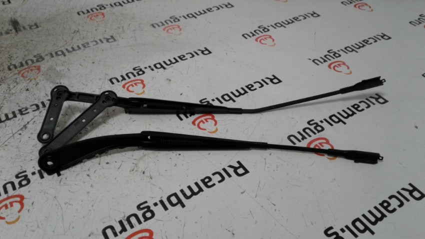 Asta Tergicristallo Mercedes classe b