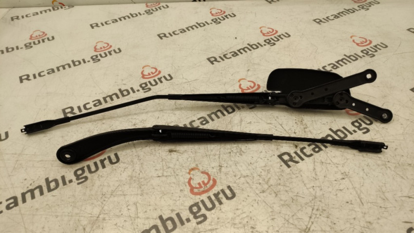 Asta Tergicristallo Mercedes classe b