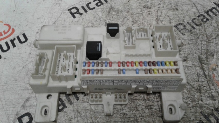 Centralina fusibili Volvo v50