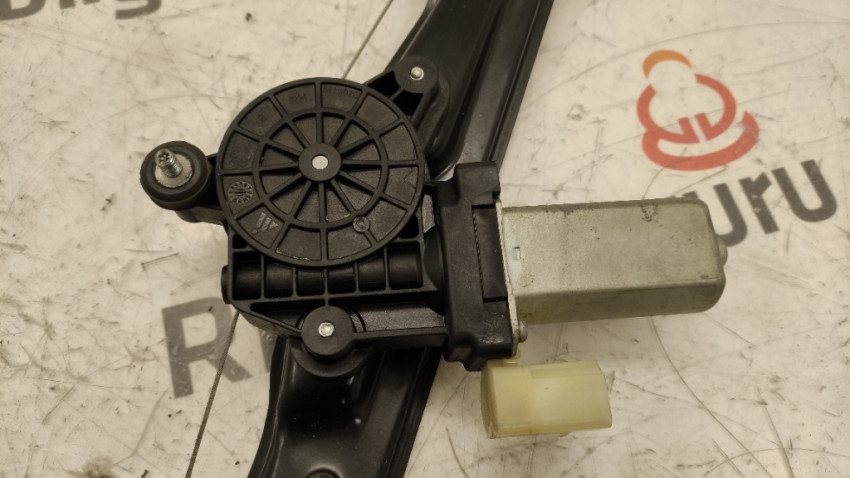 Motorino alzacristallo Posteriore Destra Bmw serie 1 5 porte
