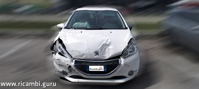 Peugeot 208 2012