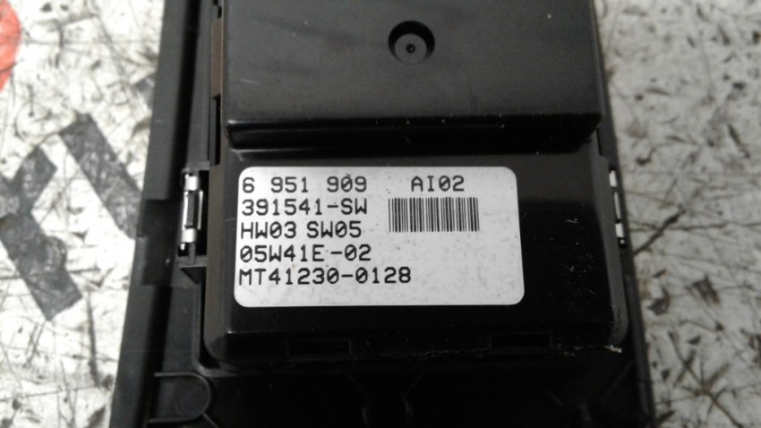 Pulsantiera Anteriore Sinistra Bmw serie 5 berlina