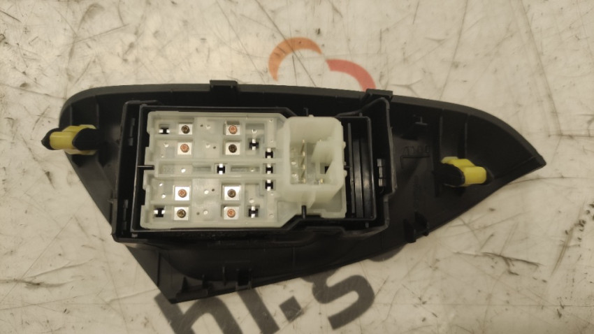 Pulsantiera Anteriore Sinistra Citroen c1