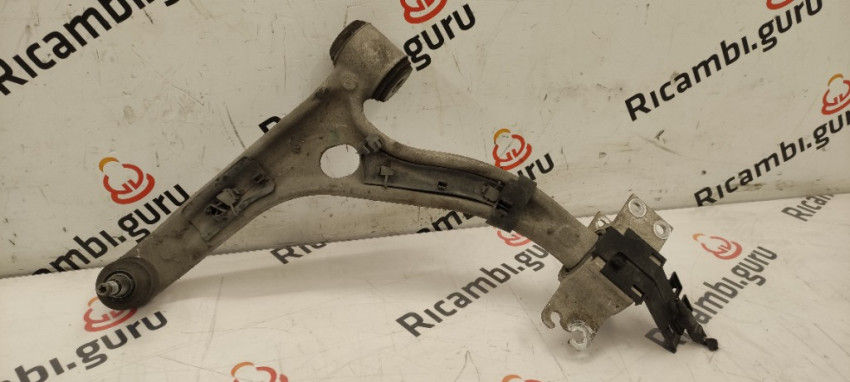 Trapezio Anteriore Sinistra Mercedes gla