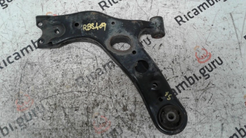 Trapezio Anteriore Sinistra Toyota rav 4